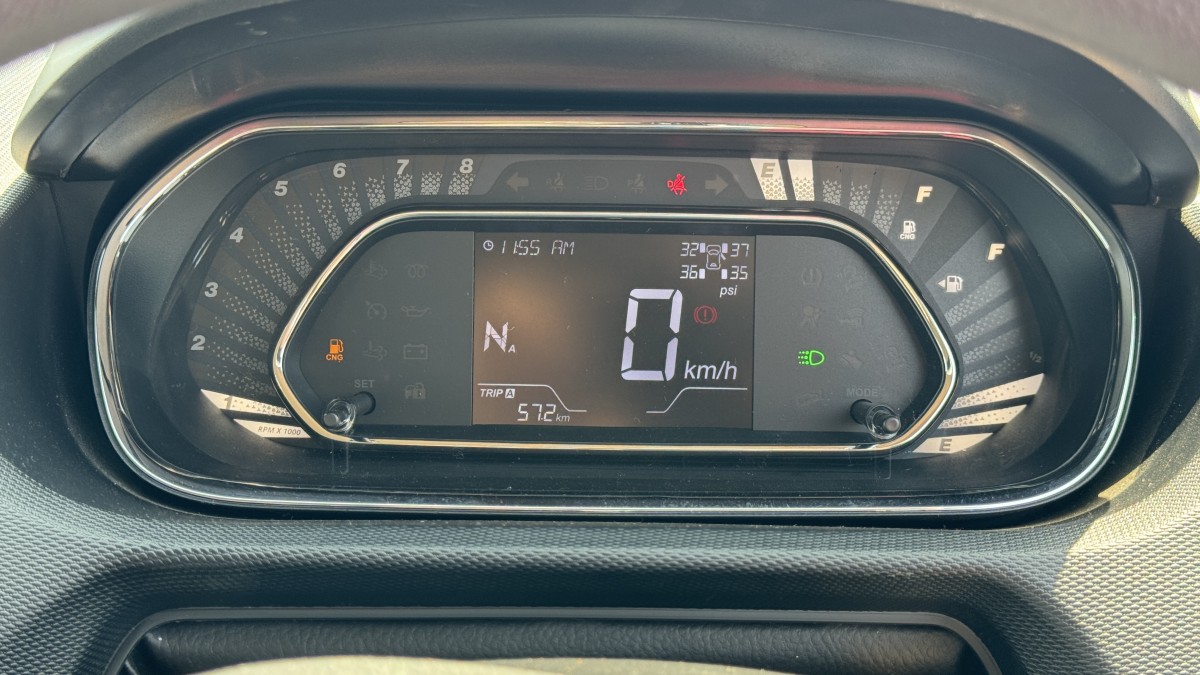 Tata Tiago CNG AMT - Drive Review - Shifting Gears