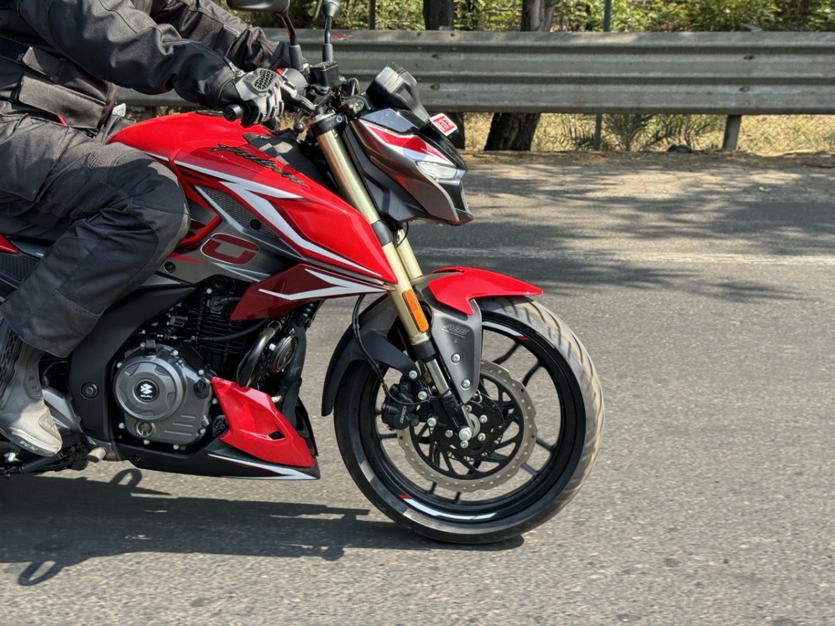 2024 Bajaj Pulsar N250 - What's New? Ride Review - Shifting Gears