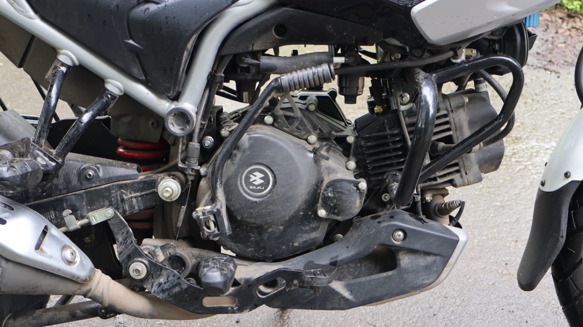 Bajaj Freedom - CNG Motorcycle Review - Shifting Gears