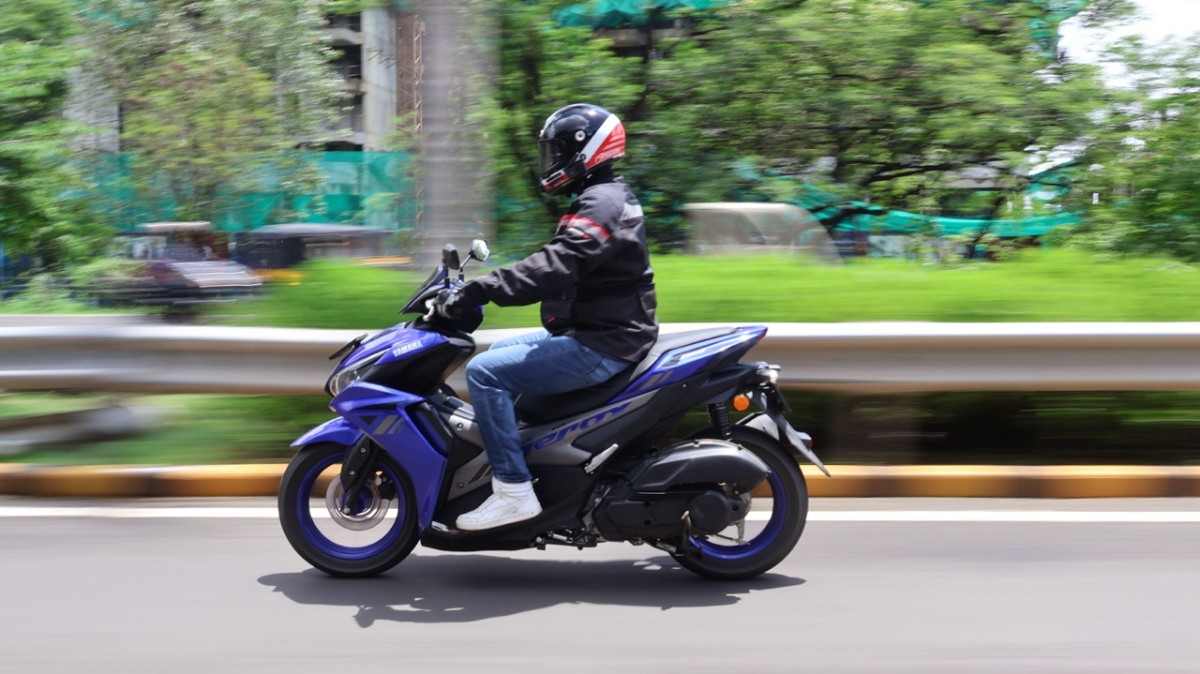 2024 Yamaha Aerox 155 Version S Review - Shifting Gears