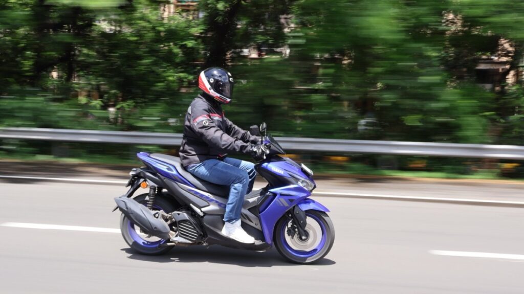 2024 Yamaha Aerox 155 Version S Review - Shifting Gears